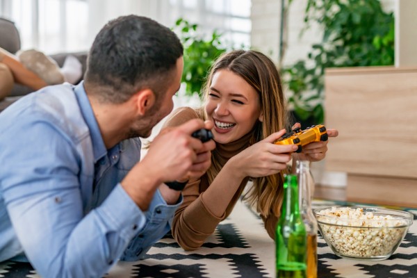 29 Couple Games For Fun-Loving, Passionate & Adventurous Couples